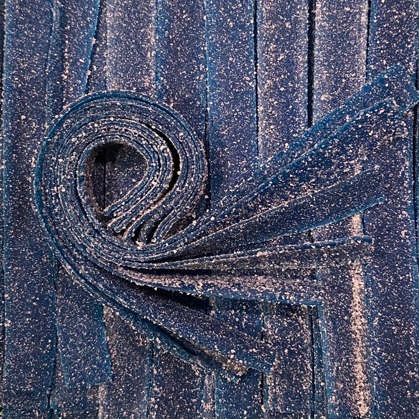 Ka Bluey Tongue Painter Blueberry Sour Straps – The Original Lolly Store